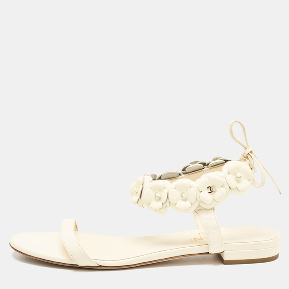CHANEL | Shoes | Chanel Cream Leather Camellia Flat Slides | Poshmark